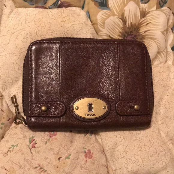 Fossil | Bags | Nwot Fossil Zip Around Wallet 4x5 | Poshmark
